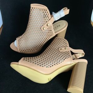 Beston | Shoes | Beston New Blush Vegan Leather Laser Cut Sandals ...